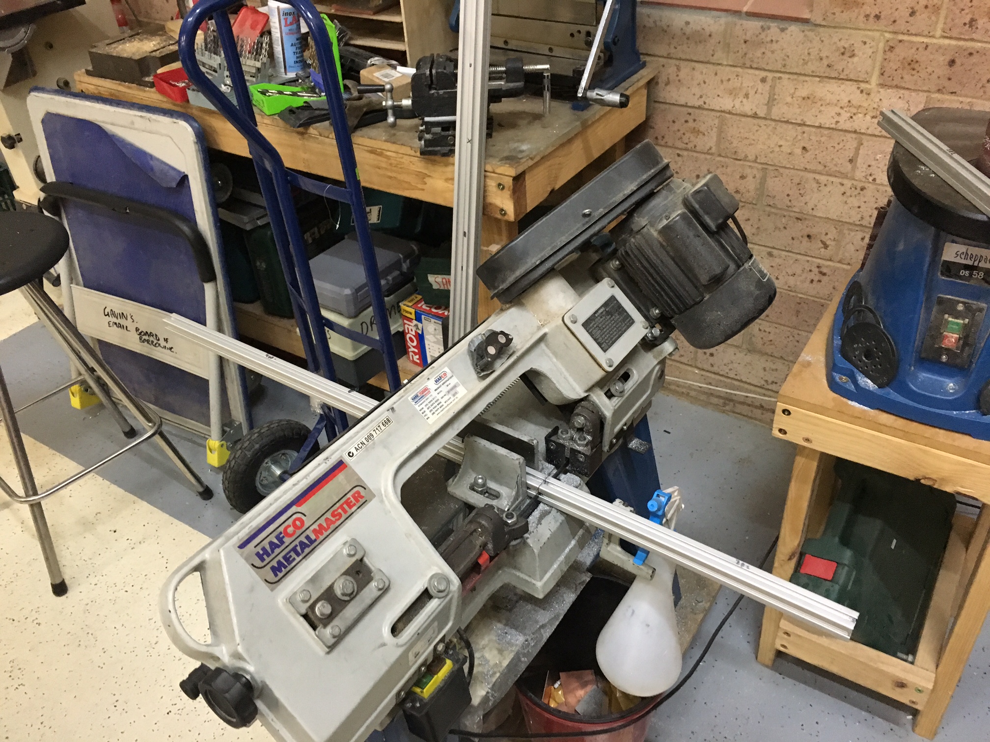 Standing Desk & Aluminium Extrusion | Tinkerings